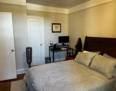 35th ave & 28th Street — Listing History and Nearby Rentals