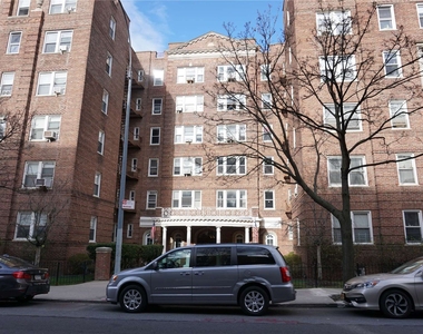76-15 35th Avenue — Listing History and Nearby Rentals