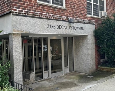 1 Bedroom at 3176 Decatur Avenue for $2,000 by Manager | RentHop