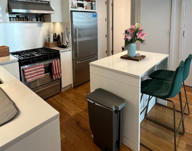 436 Albee Square West — Listing History and Nearby Rentals