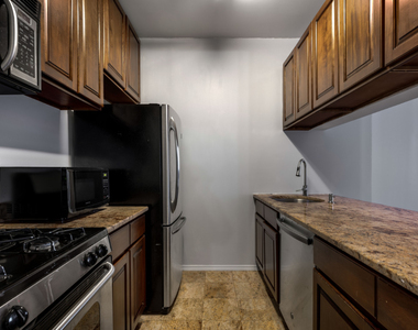 350 Albany Street — Listing History and Nearby Rentals