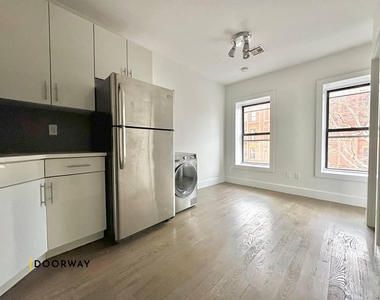 364 Bainbridge Street — Listing History and Nearby Rentals