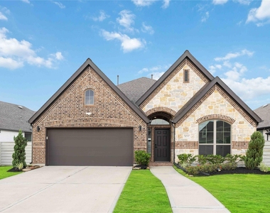 4248 Arbor Crest Lane — Listing History and Nearby Rentals
