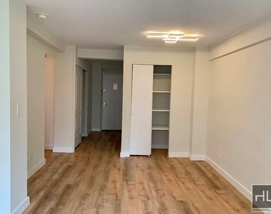 East 51st Street — Listing History and Nearby Rentals
