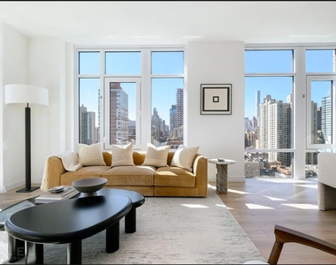 East 78th Street — Listing History and Nearby Rentals