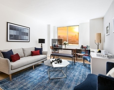 East 54 Street — Listing History and Nearby Rentals