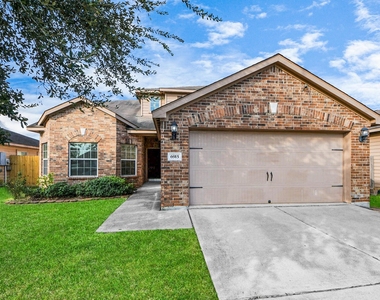 6915 Primrose Road — Listing History and Nearby Rentals