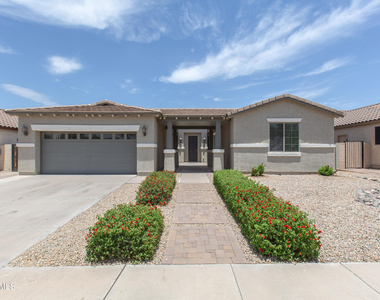 4 Bedrooms at 21382 E Lords Court for $2,400 by Brad Hekekia | RentHop