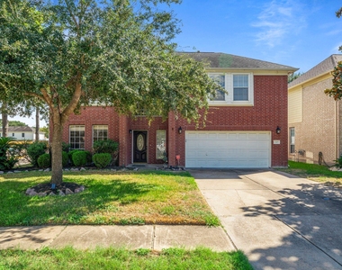 4 Bedrooms at 13403 Scarab Drive for $2,700 by Isabel Lopez | RentHop