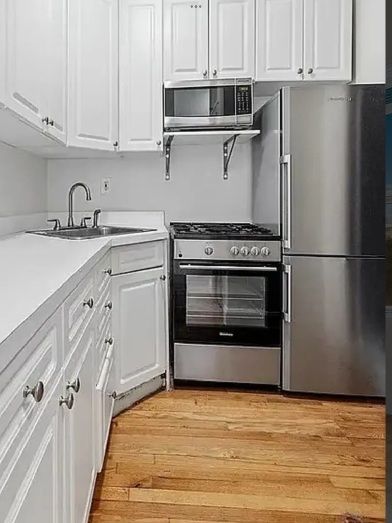 78th street & 1st Avenue — Listing History and Nearby Rentals