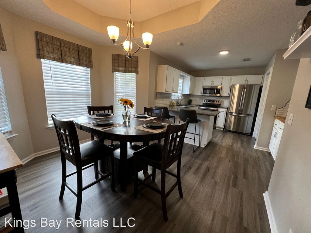 203 Mcqueen Circle — Listing History and Nearby Rentals