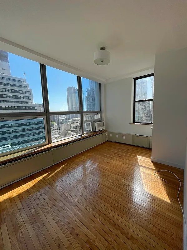 1 Bedroom at Fulton Street for $3,000 by Alex Pena | RentHop