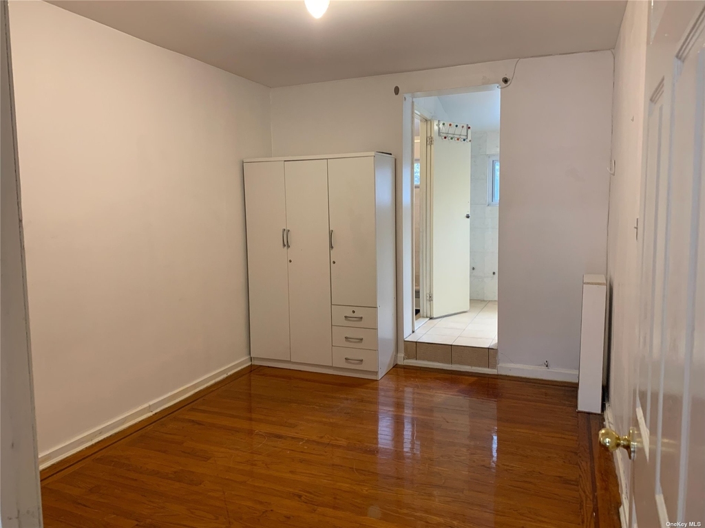 4 Bedrooms at 52-98 79th Street for $2,550 by RH Advisors OneKey | RentHop