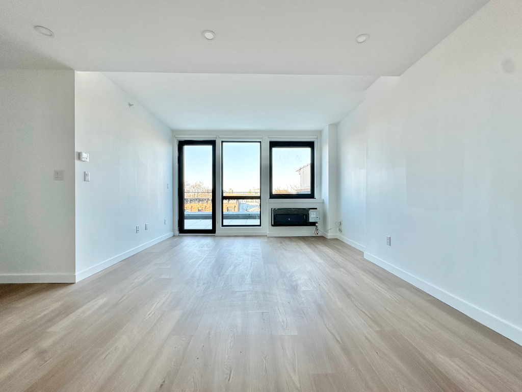 654 Madison St, Brooklyn, NY, 11221, United States — Listing History ...