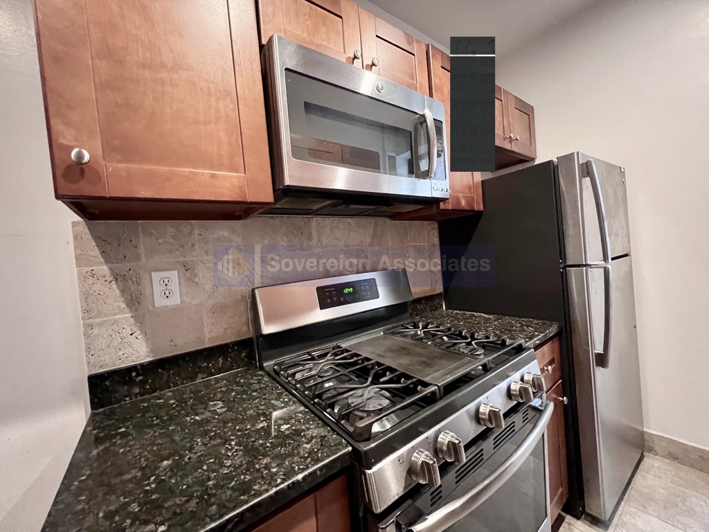 706 West 176th Street — Listing History and Nearby Rentals