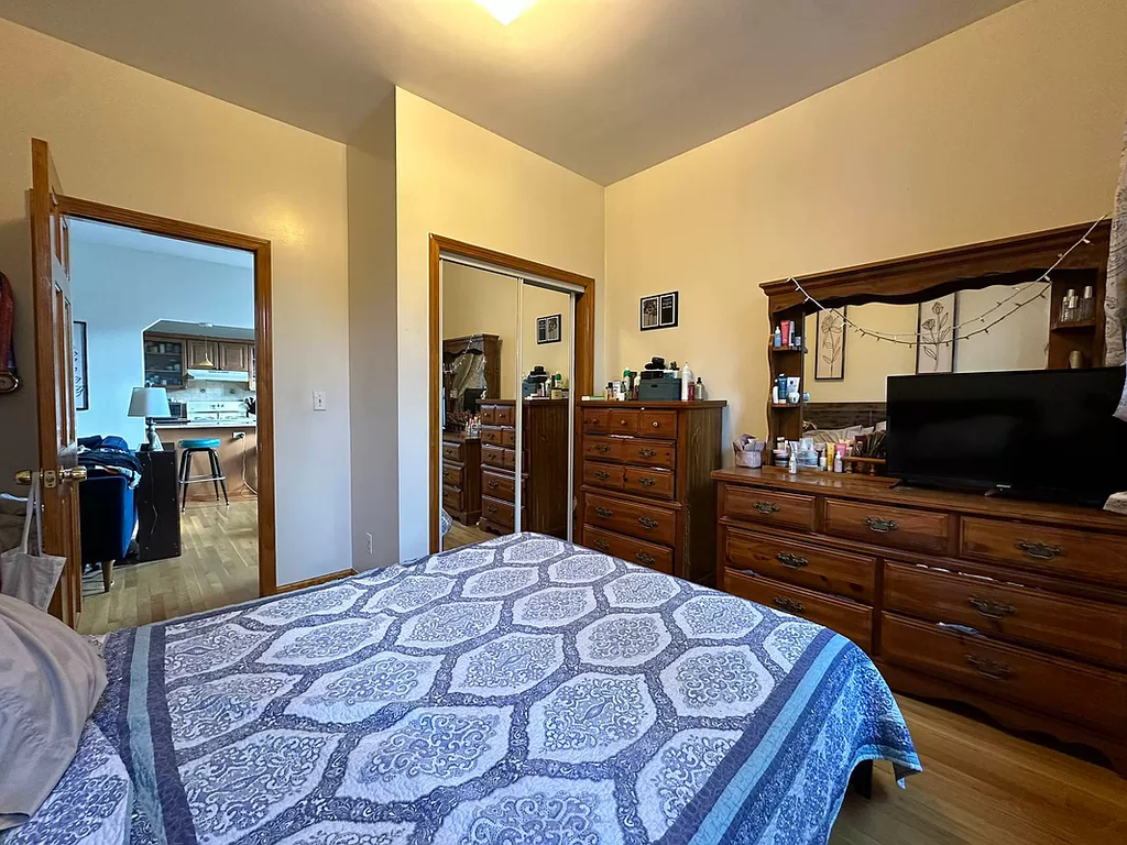 12th Avenue and Dahill Road — Listing History and Nearby Rentals