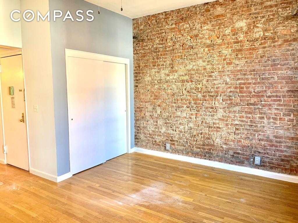 116 W 131st Street — Listing History and Nearby Rentals
