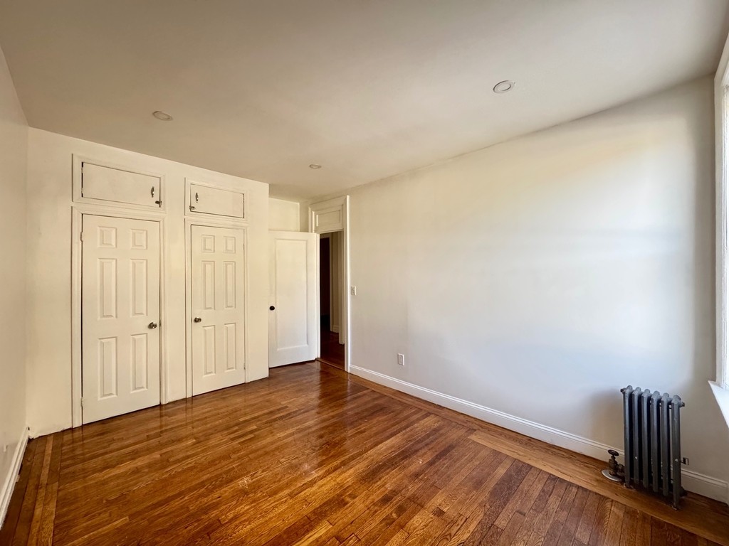 510 West 190th Street — Listing History and Nearby Rentals