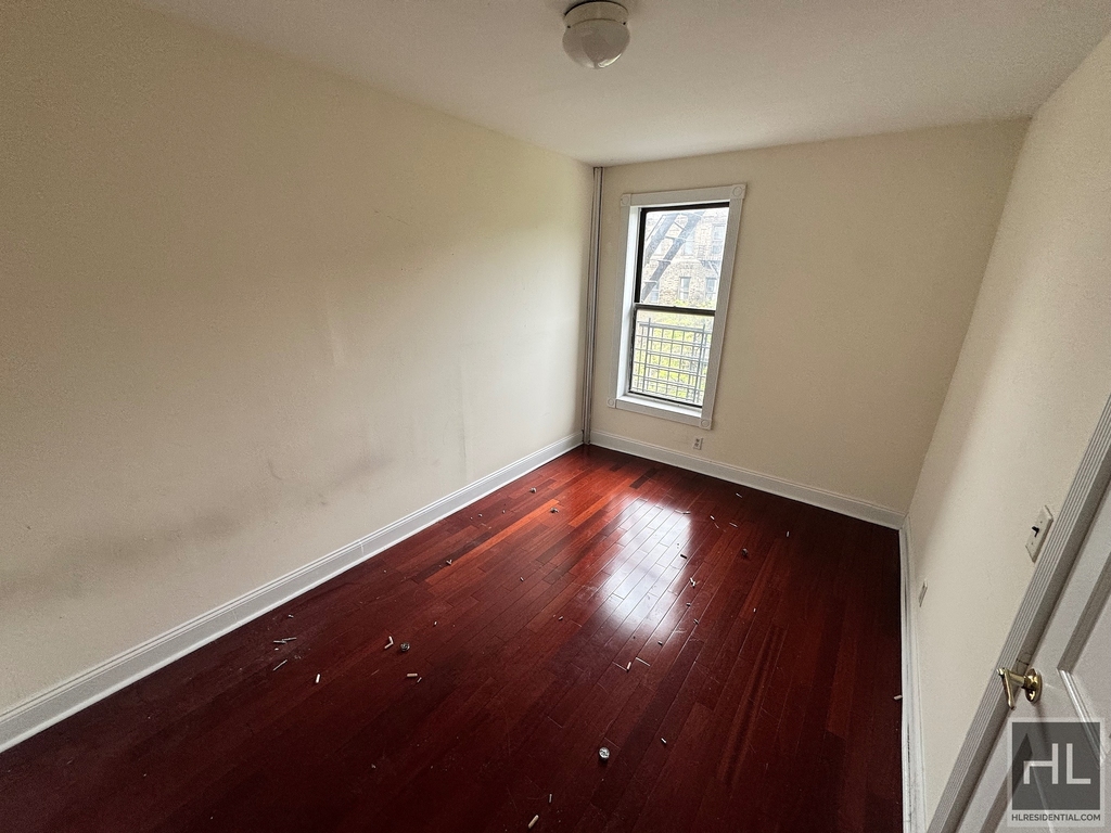 Audubon Avenue — Listing History and Nearby Rentals