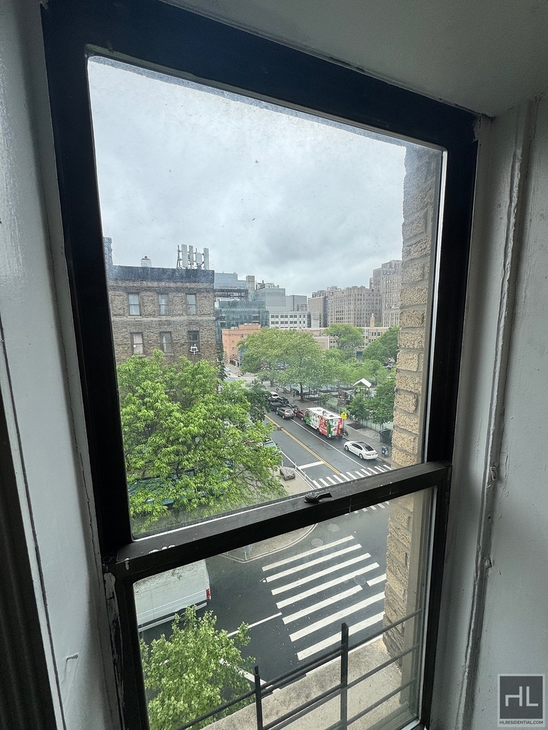 Audubon Avenue — Listing History and Nearby Rentals