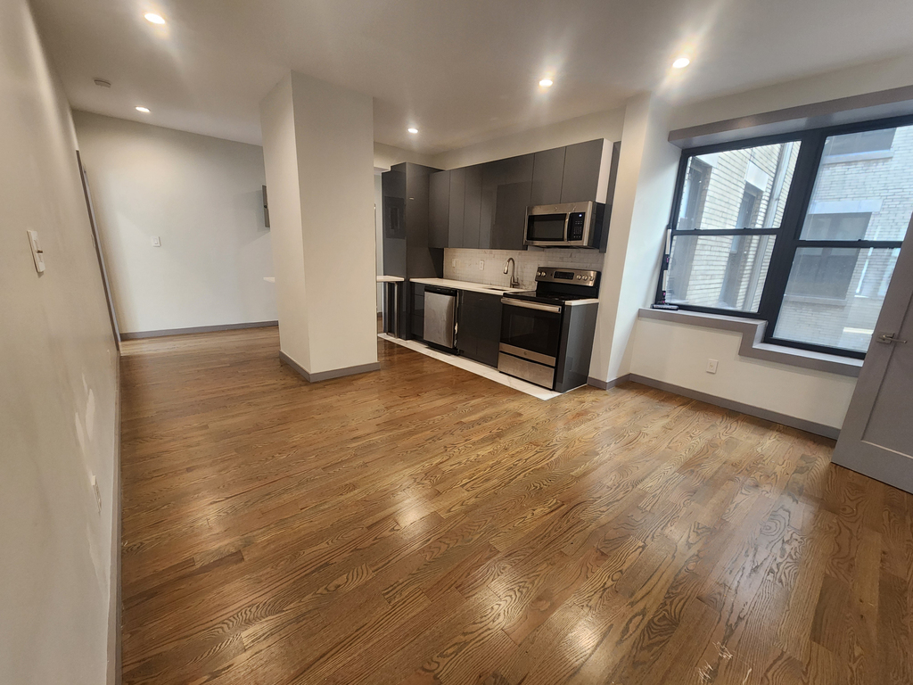 600 West 150th Street — Listing History and Nearby Rentals