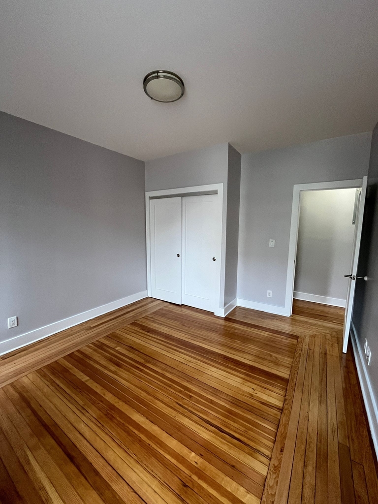 571 West 139th Street, New York, NY 10031 — Listing History and Nearby ...