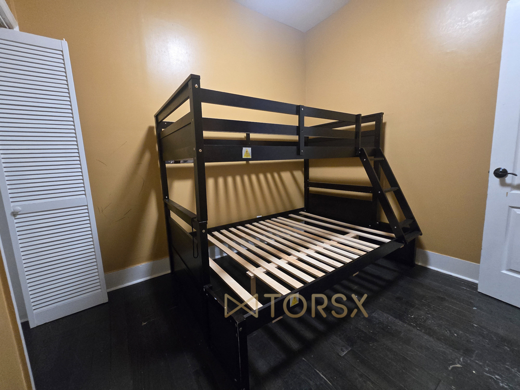 2887 Fulton Street — Listing History and Nearby Rentals