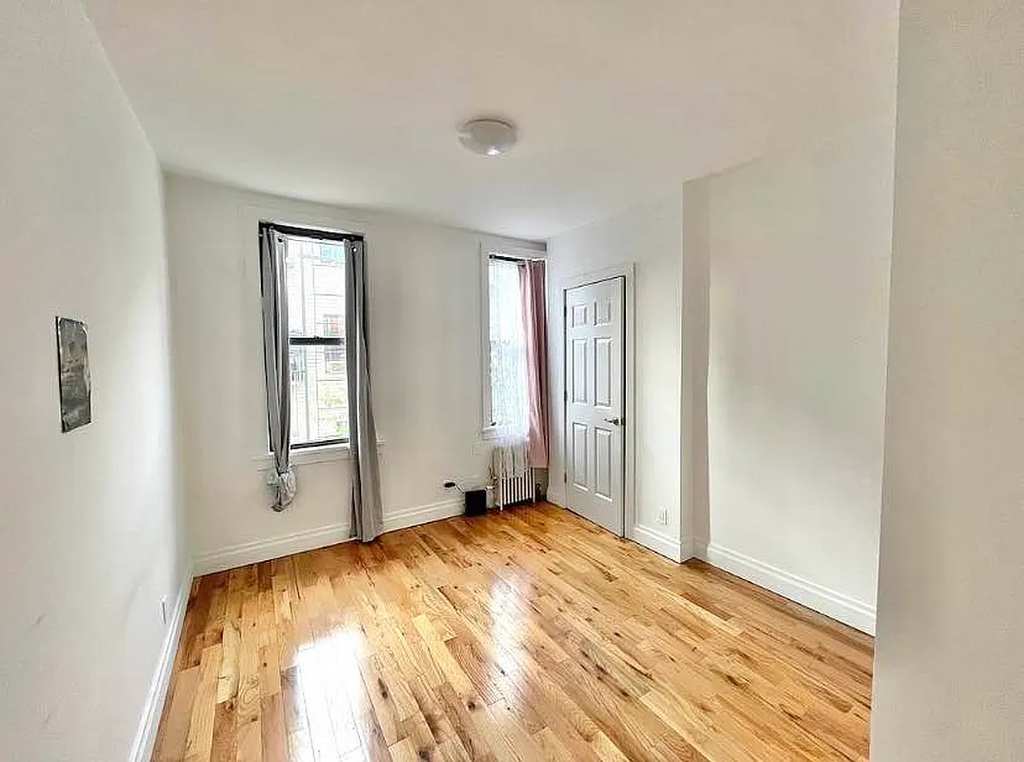 294 Harman Street — Listing History and Nearby Rentals