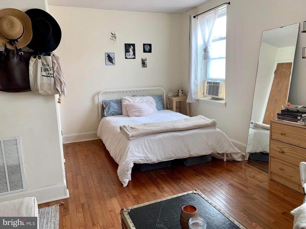 619 N 11th Street — Listing History and Nearby Rentals