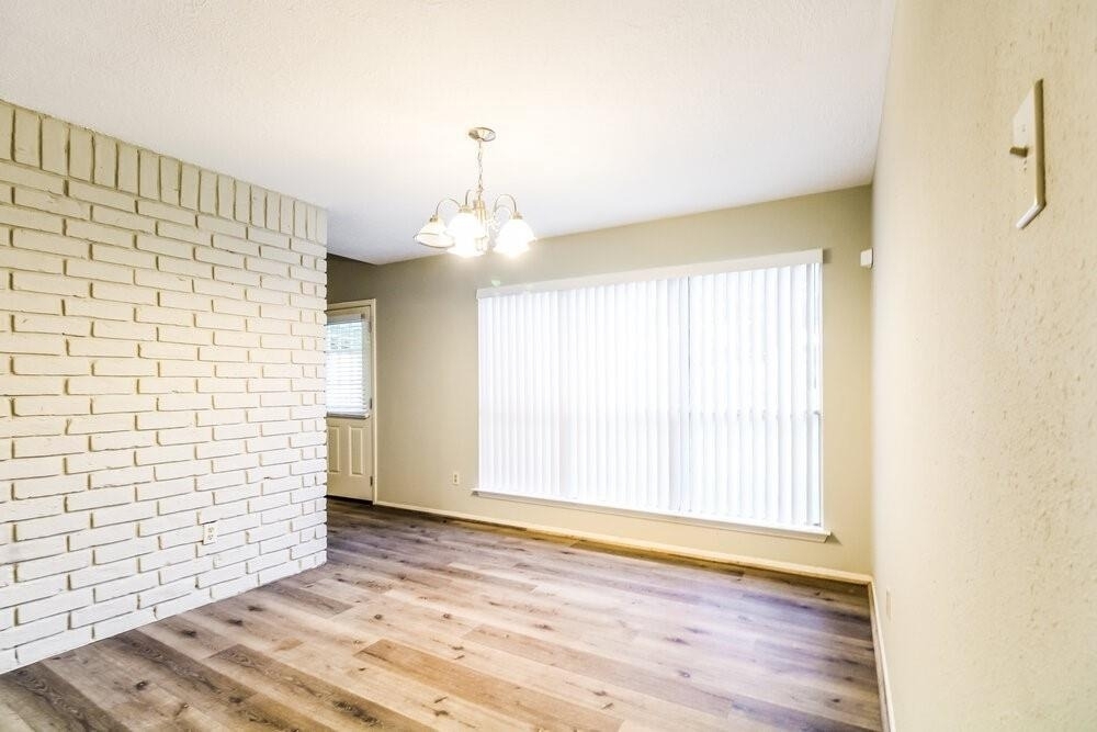 3 Bedrooms at 2222 Victoria Court for $1,735 by Denise Frank | RentHop