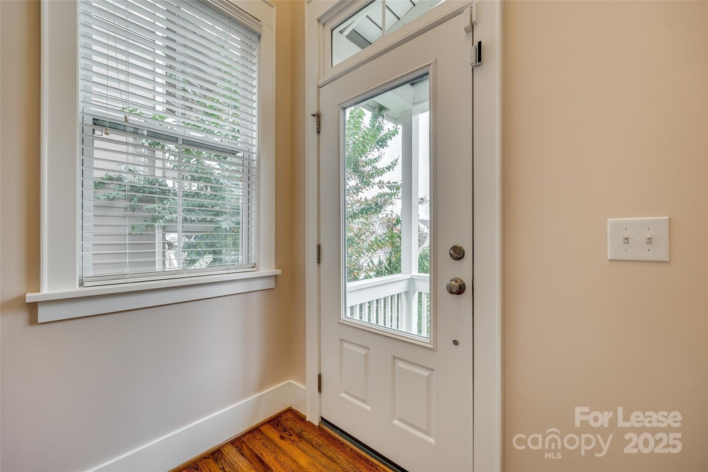 4 Bedrooms at 799 Herrons Ferry Road for $3,000 by Jennifer Henderson ...