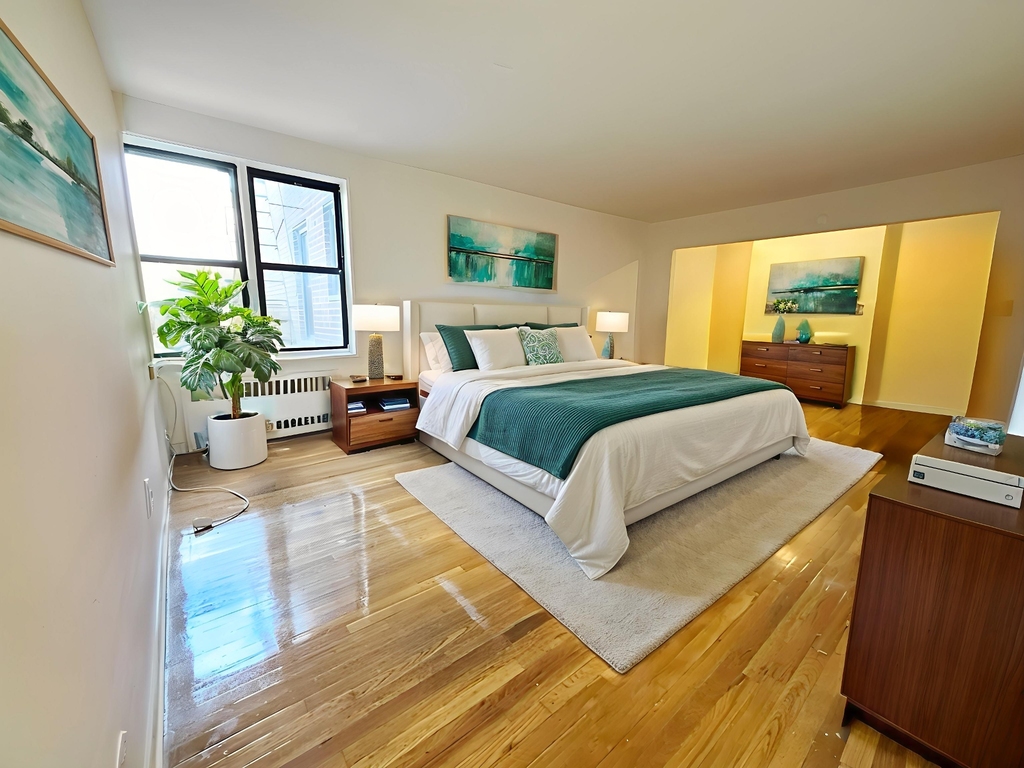 Studio at 35th Avenue and 74th Street for $2,350 by Daniel Abramov ...