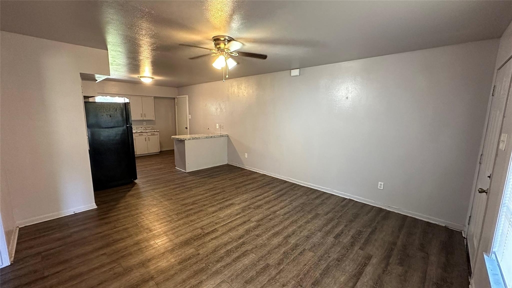 2 Bedrooms at 2389 W Dumble Street for $1,100 by Jordyn Golightly | RentHop