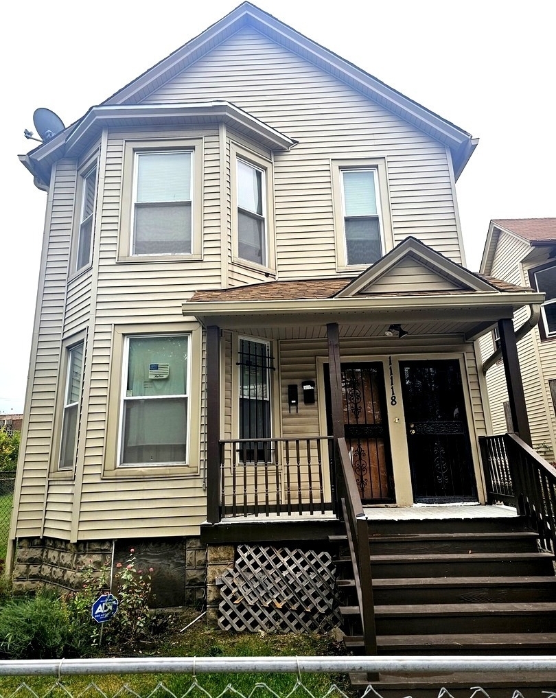11118 S Edbrooke Avenue — Listing History and Nearby Rentals