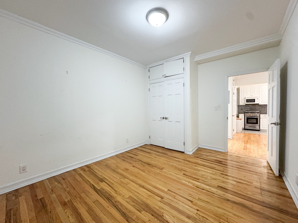 203 West 107th Street — Listing History and Nearby Rentals