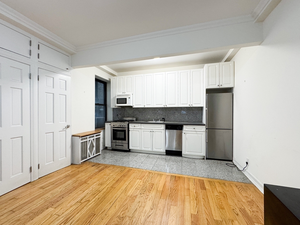 203 West 107th Street — Listing History and Nearby Rentals