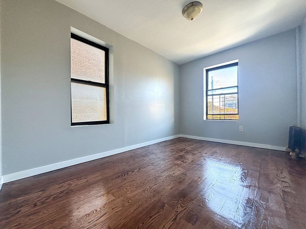 594 Union Avenue — Listing History and Nearby Rentals