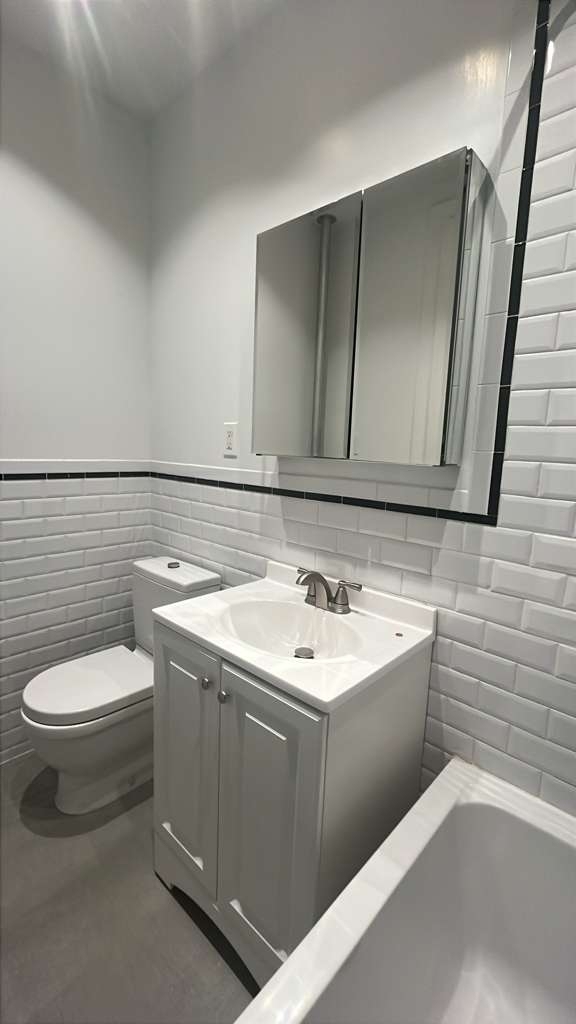 600 West 136th Street, New York, NY 10031 — Listing History and Nearby ...