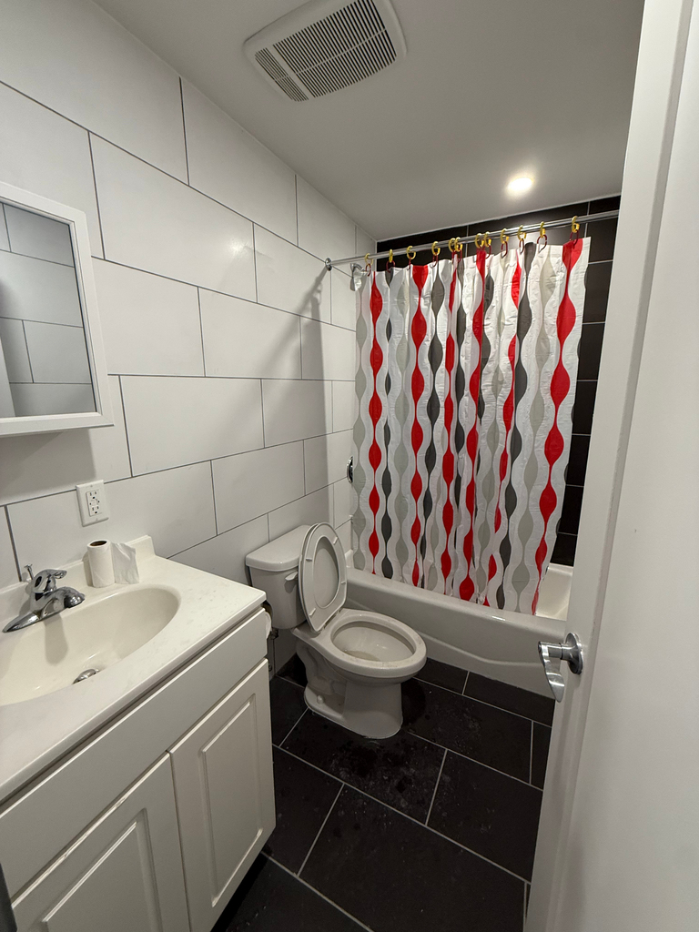 west 11th — Listing History and Nearby Rentals