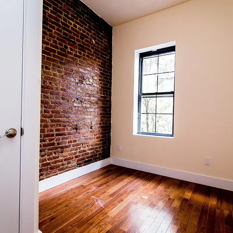 825 Bushwick Avenue #3 — Listing History and Nearby Rentals
