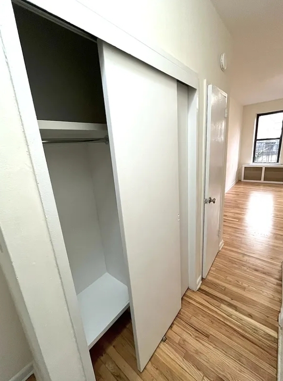81st Street and 1st Avenue — Listing History and Nearby Rentals